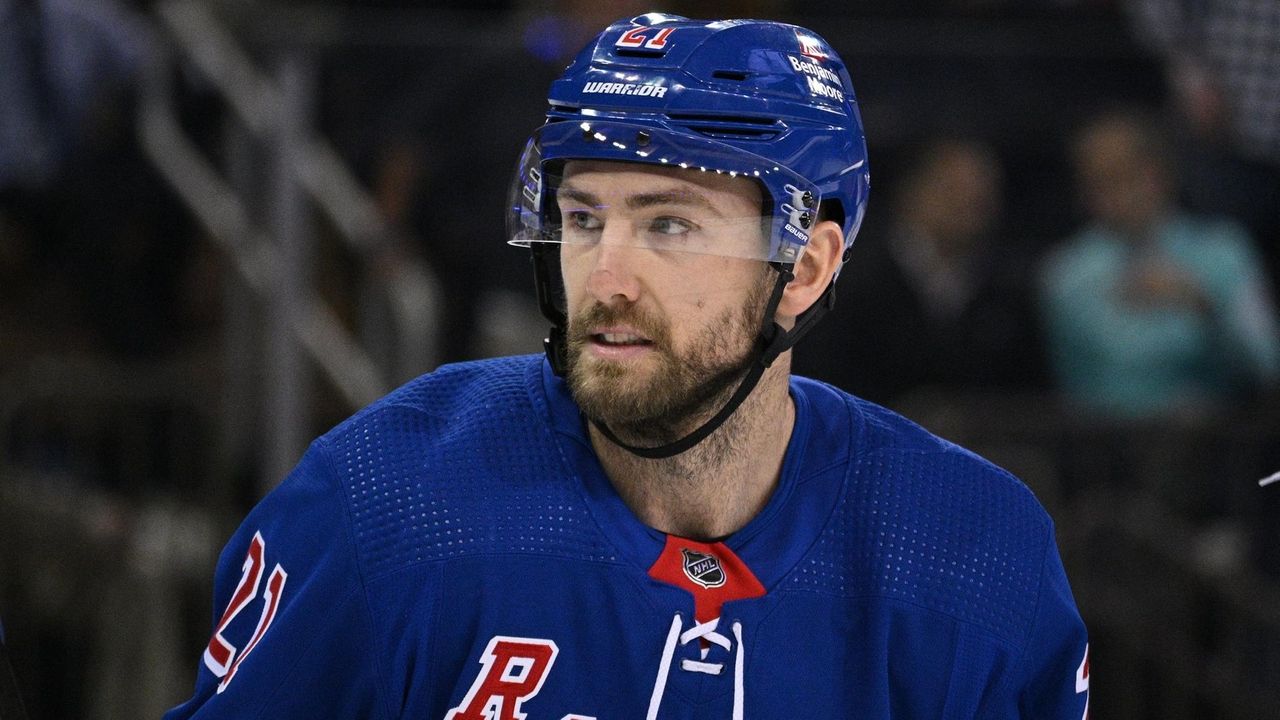 Rangers' Barclay Goodrow shows his toughness after injury to mouth ...