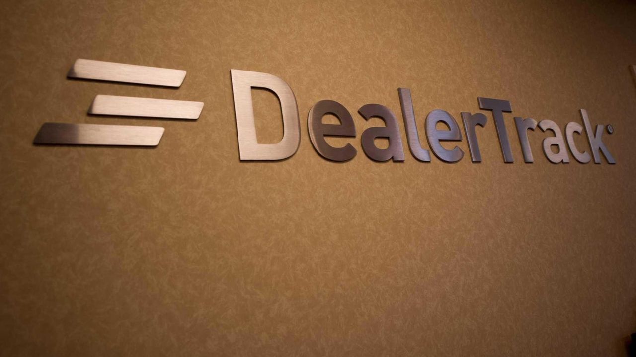 Dealertrack sees 4Q loss despite jump in sales - Newsday
