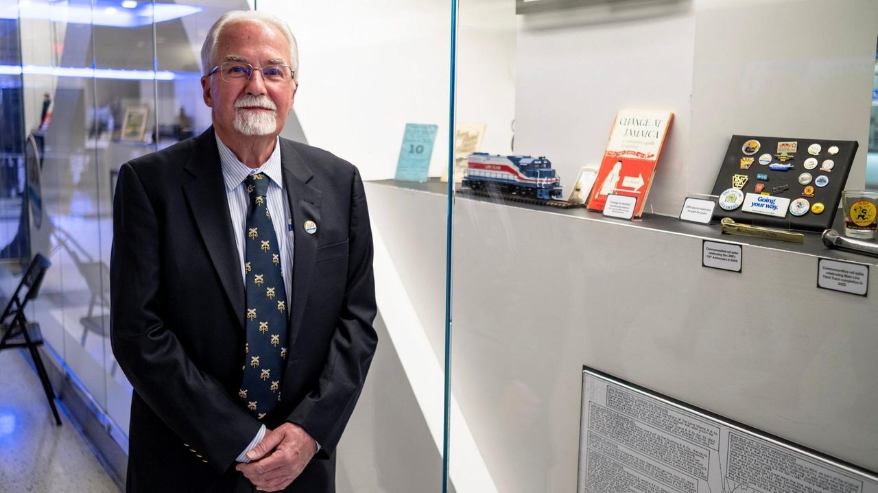 Stephen Quigley, Long Island Rail Road history buff, dies at 73 - Newsday