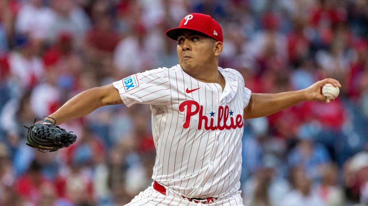 Left-hander Ranger Suárez and Boston Red Sox finalize $130 million, 5 ...