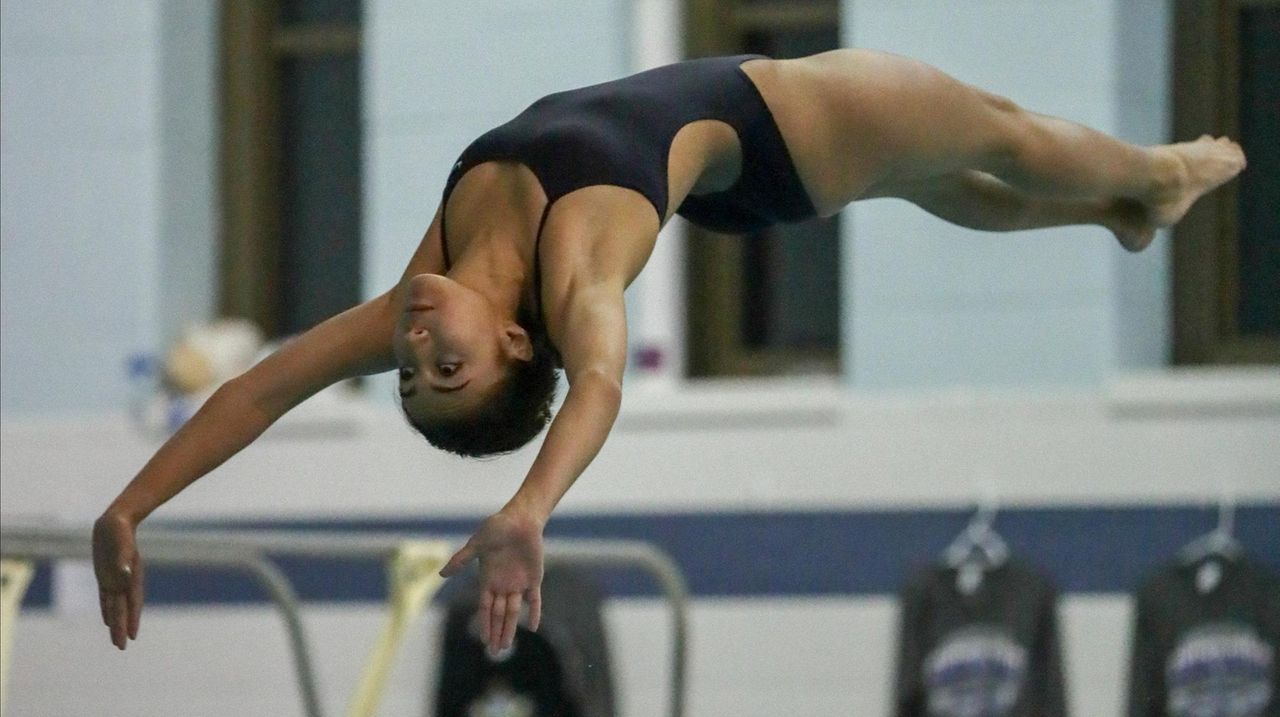 Suffolk girls diving championships - Newsday