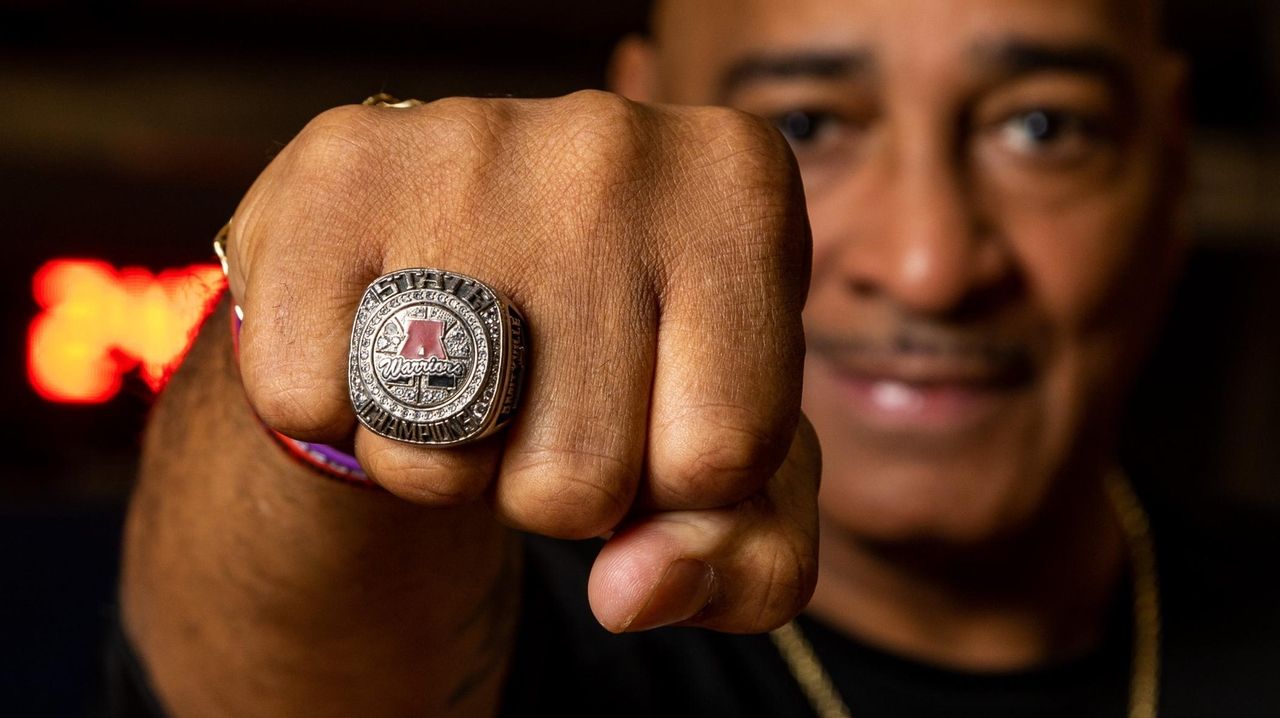Alzheimer's All-Star Basketball Classic's founder, Gordon Thomas ...