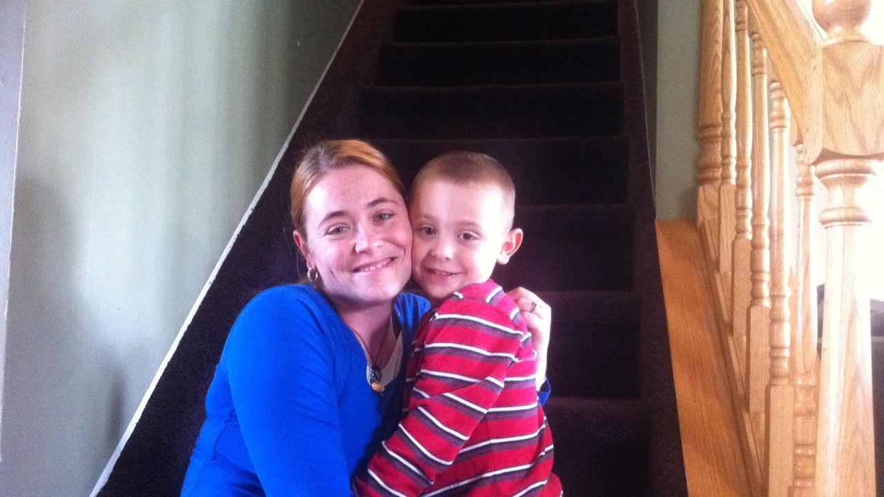 Boy honored by pols for helping mom - Newsday