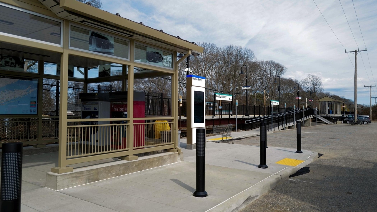LIRR Mastic-Shirley station finishes $7.5M renovation project - Newsday