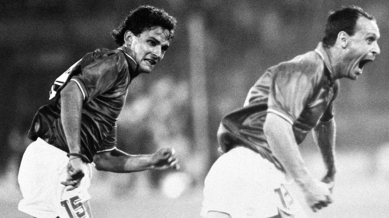 Salvatore 'Totò' Schillaci, the Italy striker who was top scorer at ...