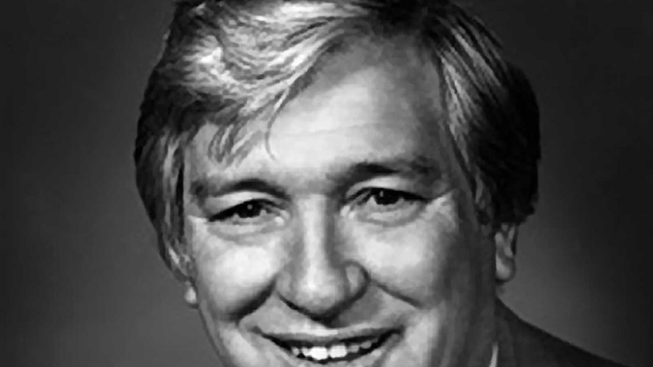 Renamed Grand Central post office honors labor leader - Newsday