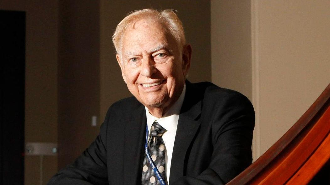 Stanford Lipsey, publisher who guided small weekly to Pulitzer Prize ...