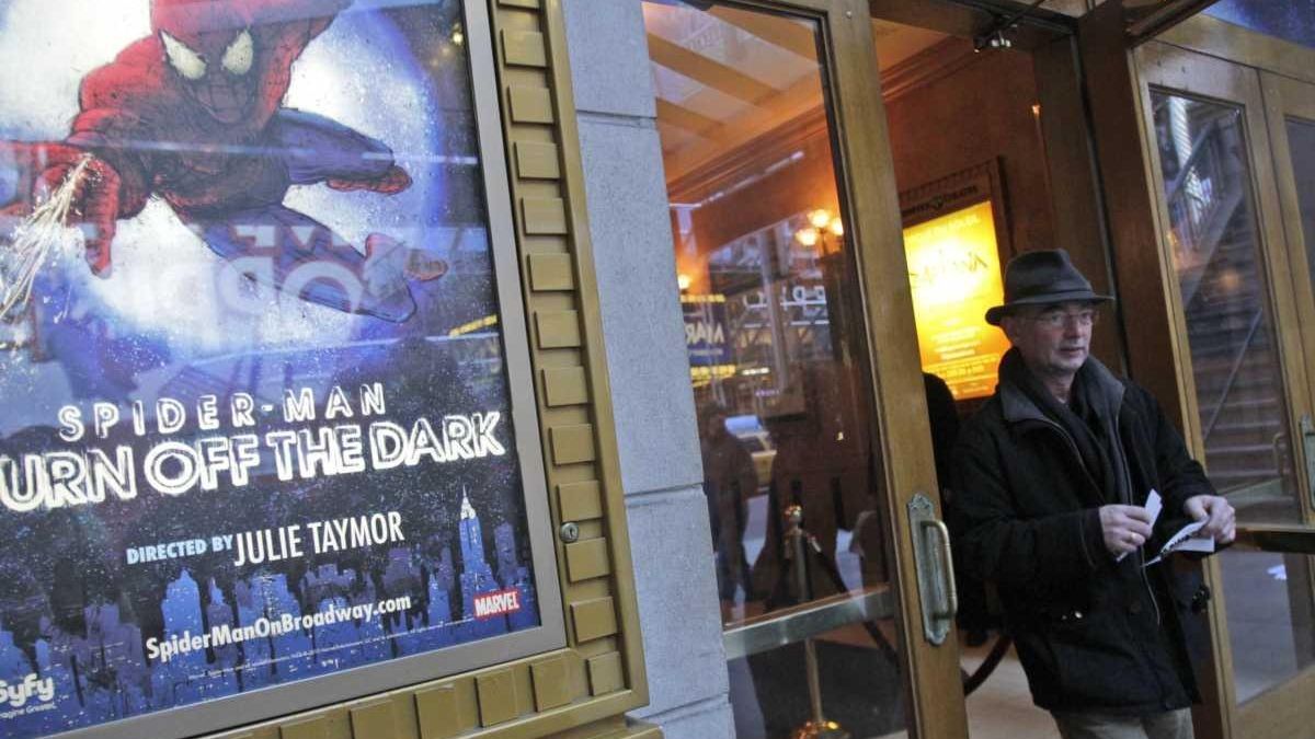 A web of confusion over previews - Newsday