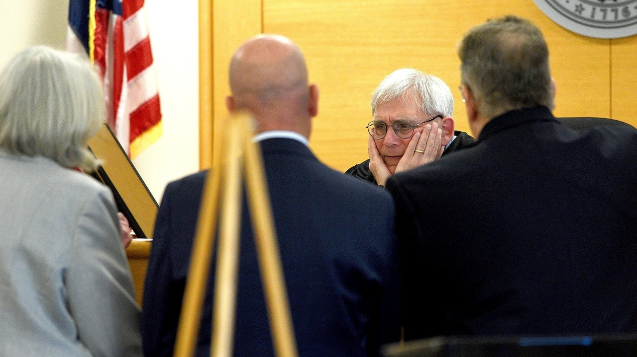 Judge won't reconvene jury after disputed verdict in New Hampshire ...