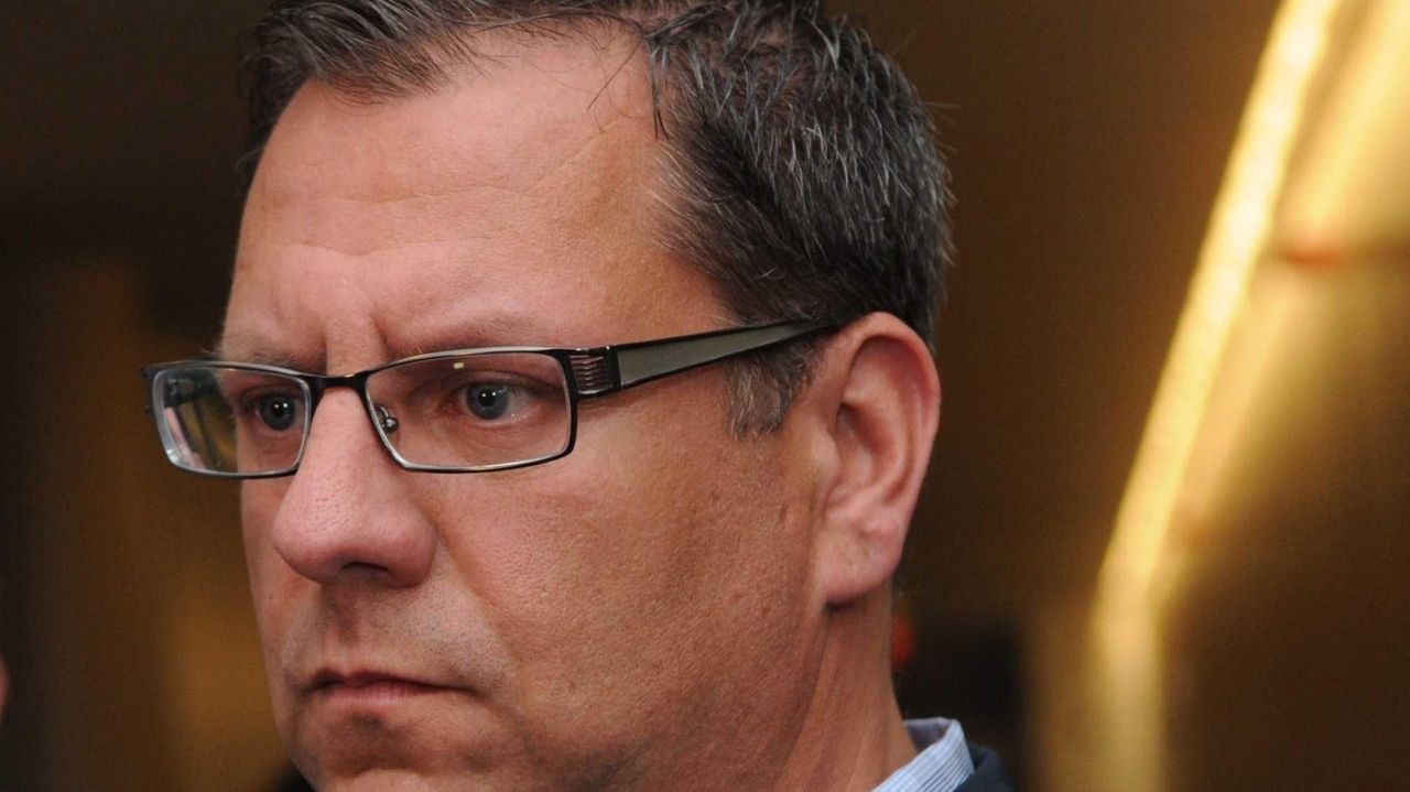 Islip Conservative Party leader Michael Torres resigns from post ...