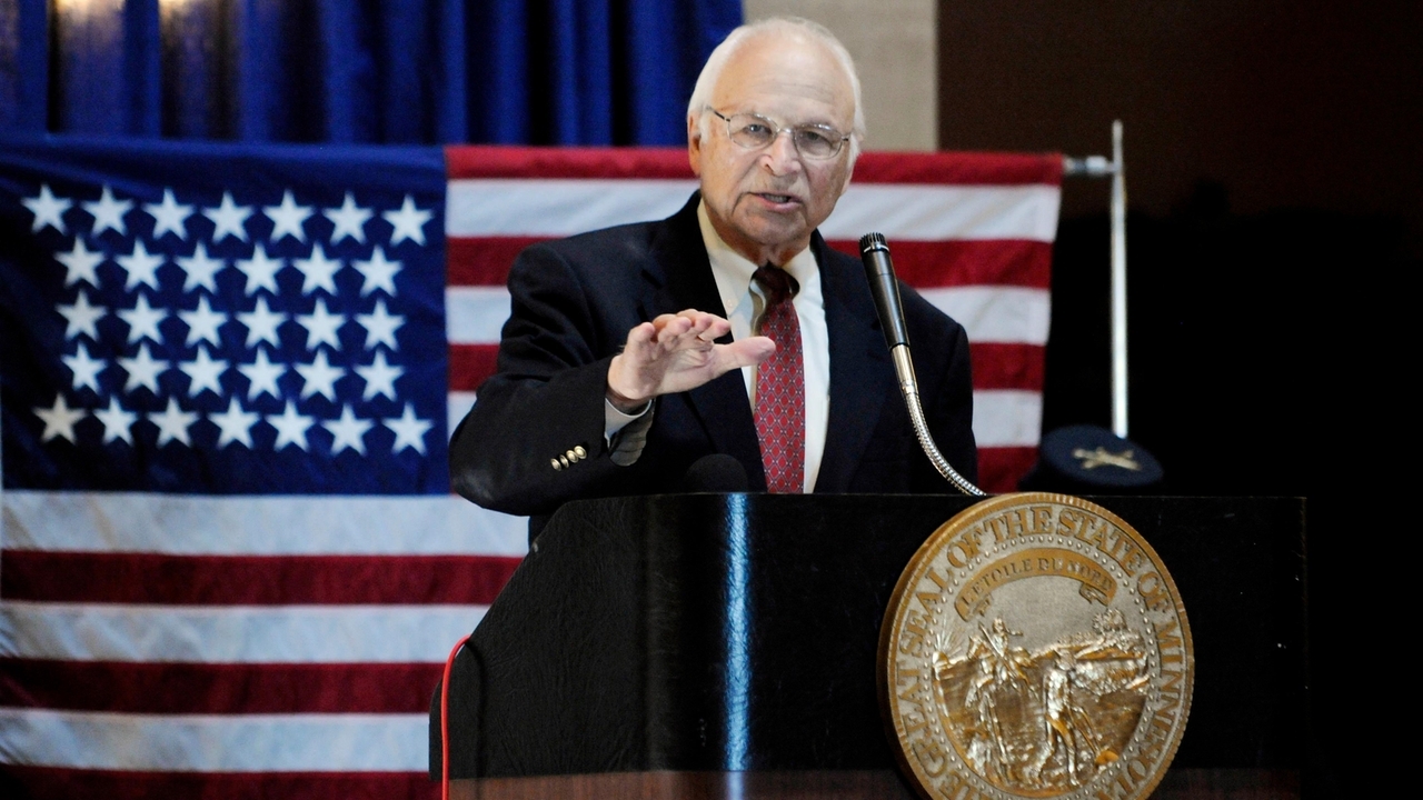 Former Minnesota governor and congressman, moderate Republican Al Quie ...