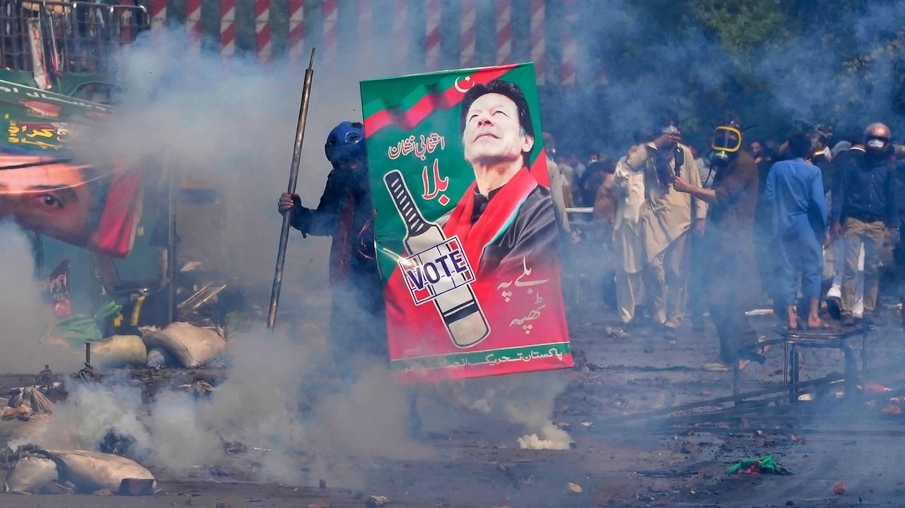 Pakistan sentences journalists, YouTubers and ex-military officers to ...