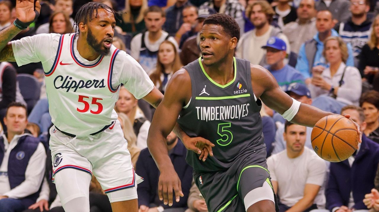 Timberwolves stop 4-game losing streak by fending off Clippers 93-92 in ...