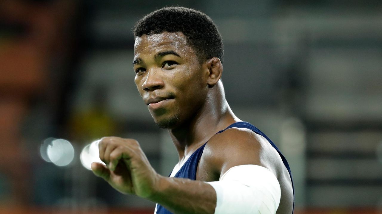 Italian wrestler Chamizo claims he rejected $300,000 bribe to throw a ...