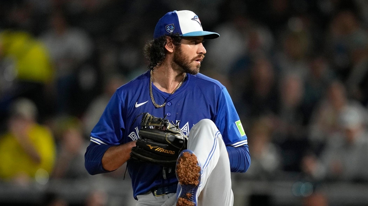 Blue Jays relievers Romano, Swanson likely to start on IL. Gausman ...