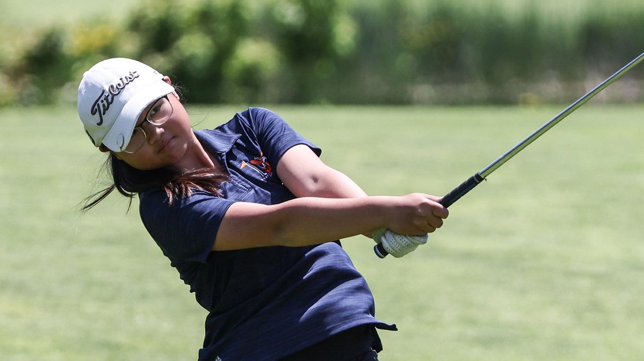 Caylin Wong guides Great Neck girls golf to Nassau team title while capturing individual ...