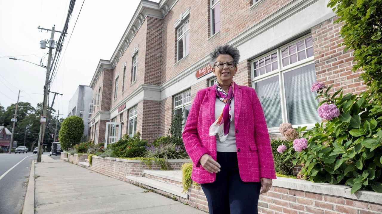 Sea Cliff officials eyeing more housing options for village's future ...