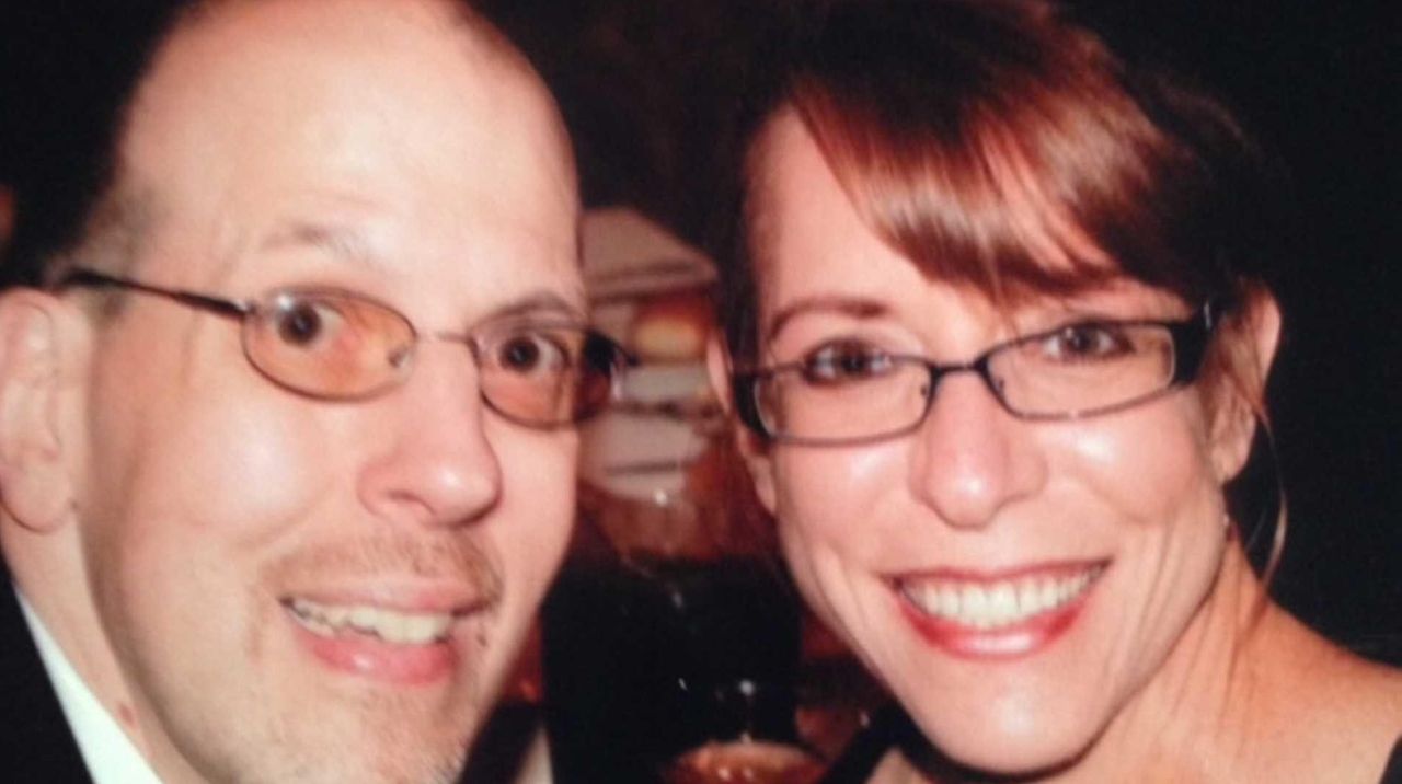 Love Story: Jonathan and Mindy Rich, Oceanside - Newsday