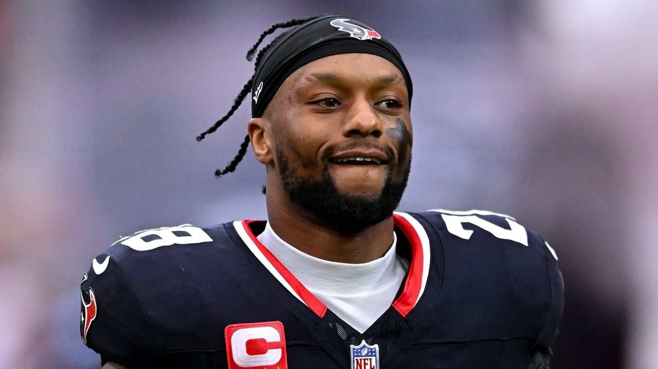 Texans' Joe Mixon faces uncertain future after missing season with foot ...