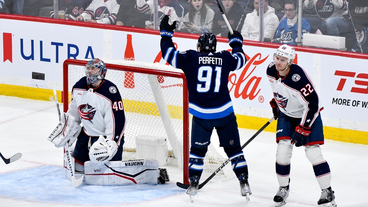 Cole Perfetti scores twice as Jets win seventh straight, crush Blue ...