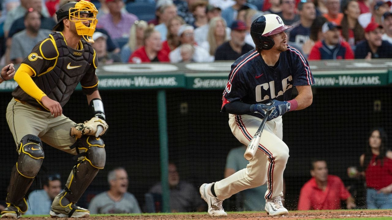 José Ramírez's 2-RBI single in the 6-run 8th inning leads Guardians ...