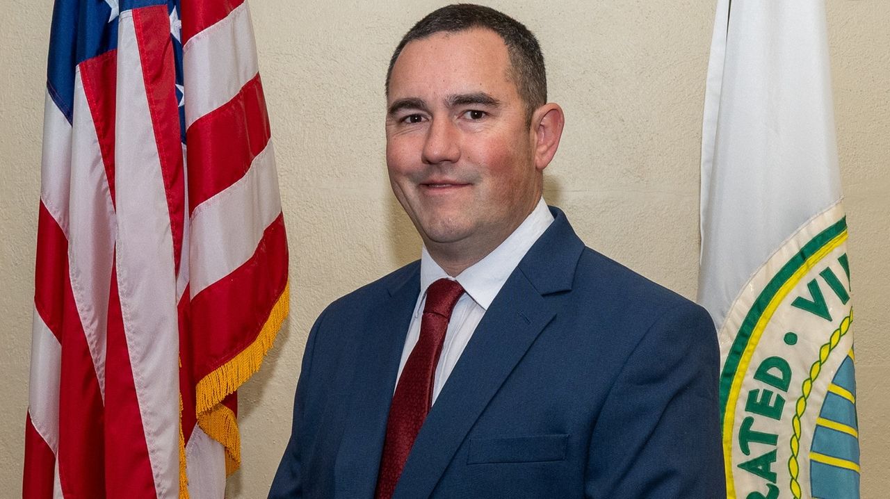 David Collins appointed to Lindenhurst board of trustees - Newsday