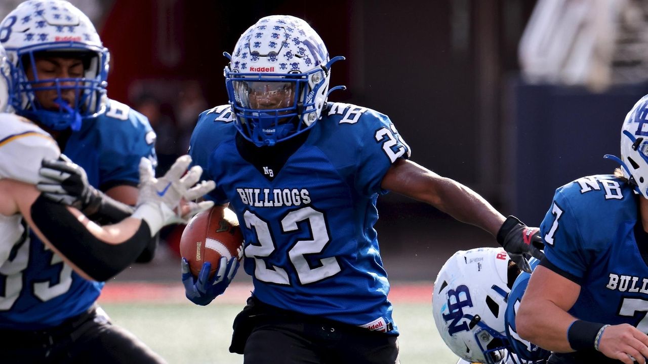Jawara Keahey rushes for 206 yards as North Babylon beats West Islip in ...