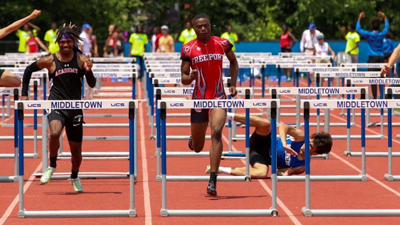 Freeport's Quinn adds outdoor hurdles state crown to his trophy room ...