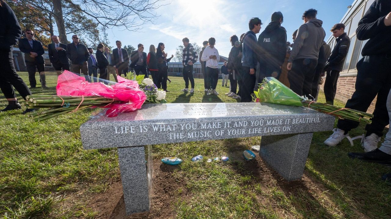 Bench installed at Syosset High School in memory of student Ben Daggett ...