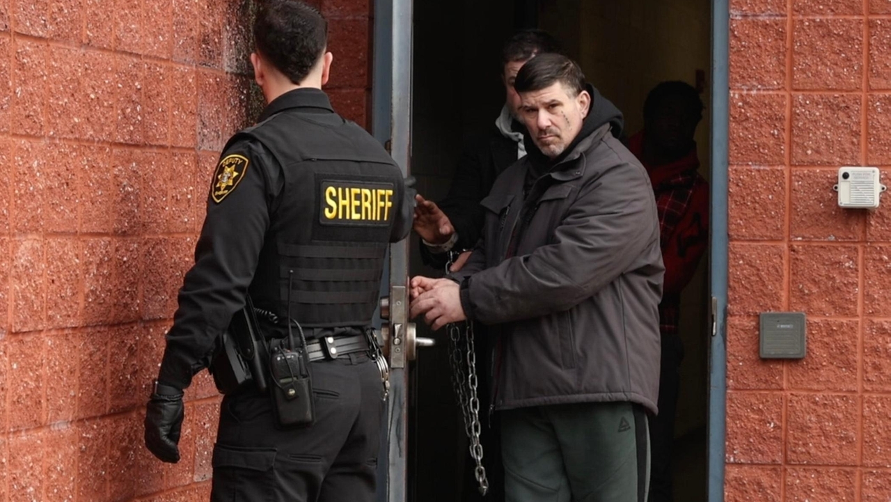 Michael Parise, of Selden, charged in 9 burglaries at Suffolk ...