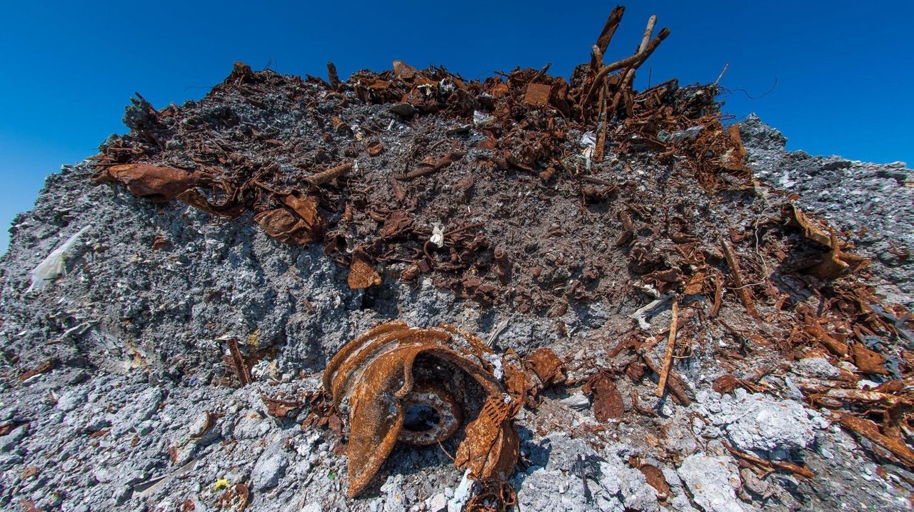 Pilot program could help Babylon Town reduce waste in ash fills - Newsday