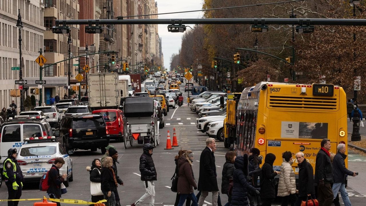 MTA Board recommends $15 Manhattan toll for congestion pricing; Nassau ...