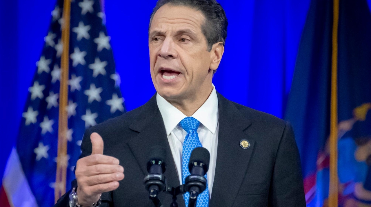 Cuomo, state senator set chilly tone over administration spending - Newsday