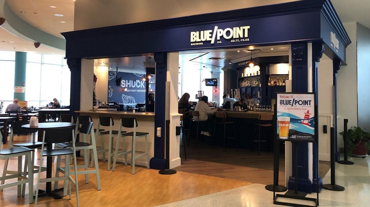 Blue Point Brewing Co. opens location at MacArthur Airport - Newsday