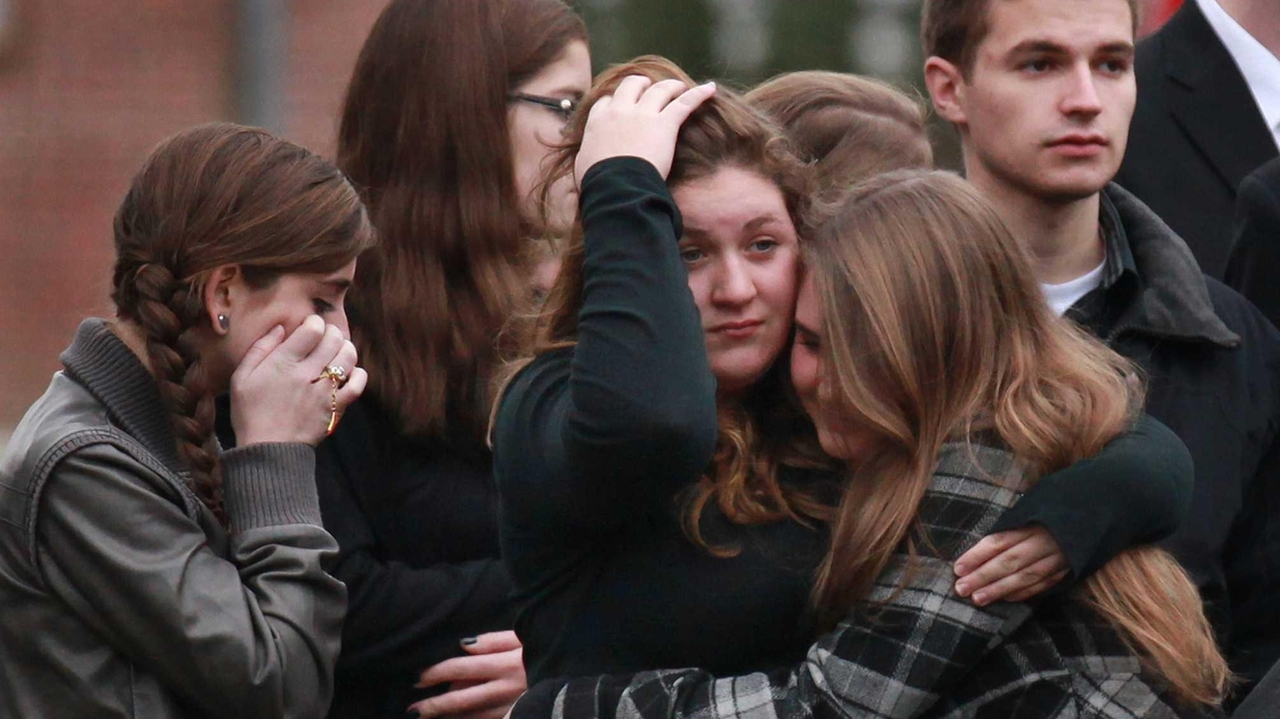 Sandy Hook victims Jack Pinto, Noah Pozner, both 6, buried - Newsday