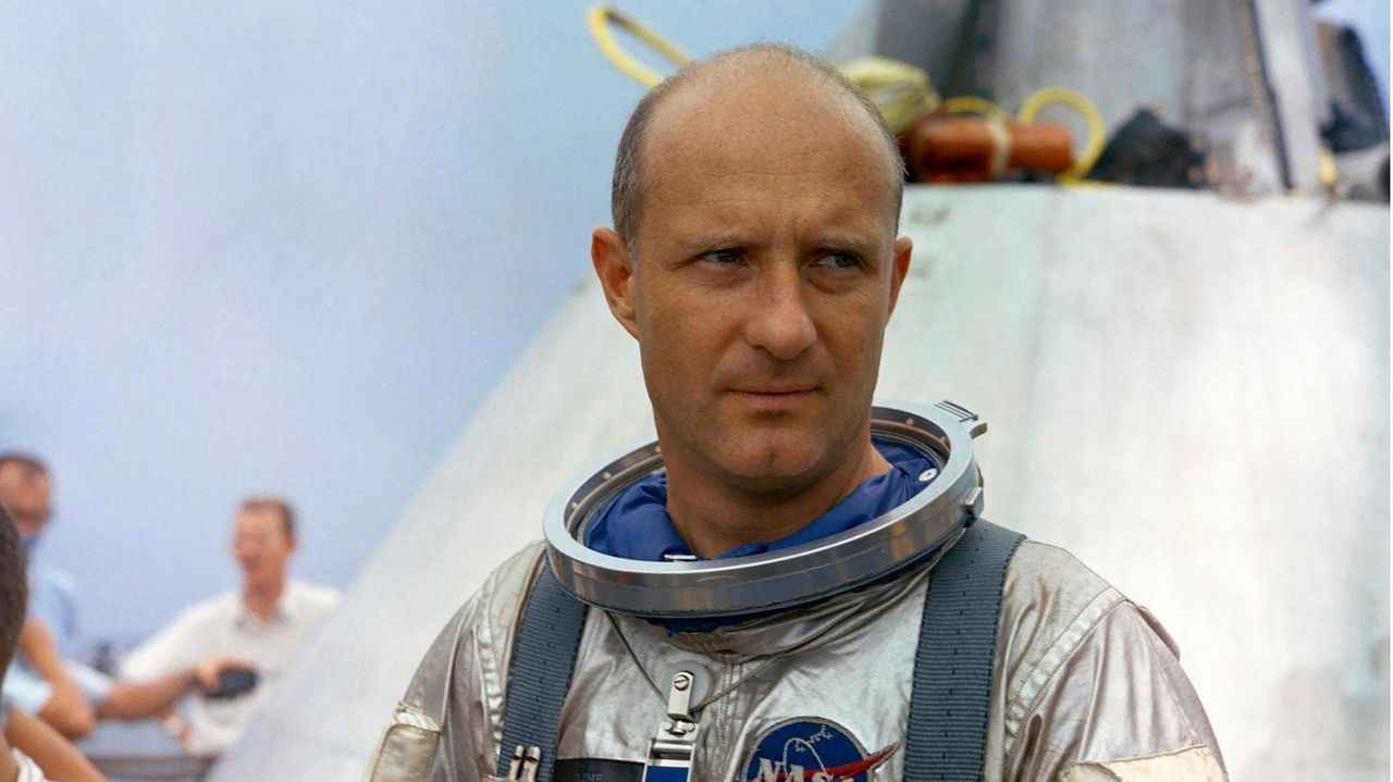Astronaut Thomas Stafford, commander of Apollo 10, has died at age 93 - Newsday