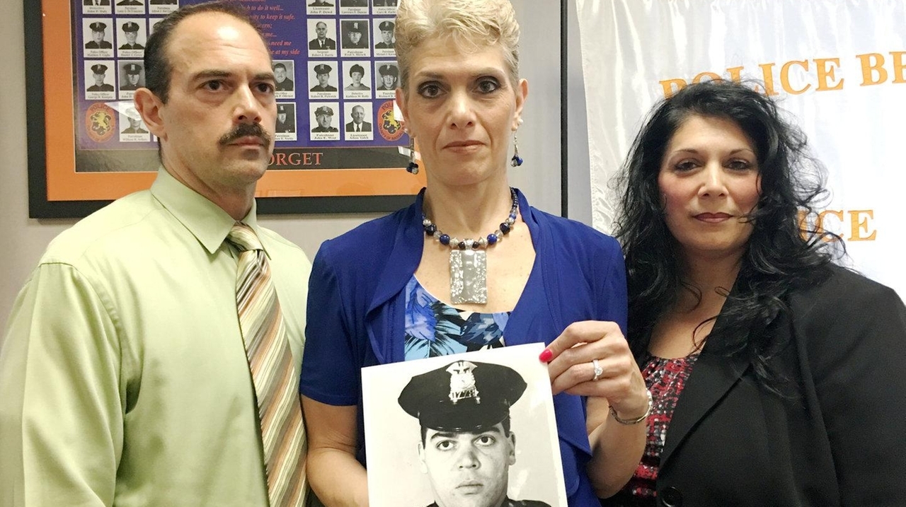 Fallen Nassau cop’s family urges parole denial for killer - Newsday