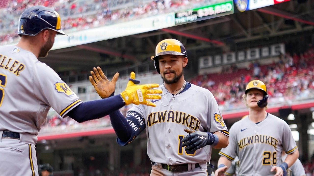 Blake Perkins hits grand slam, Brewers hold off Reds for 10-8 win - Newsday