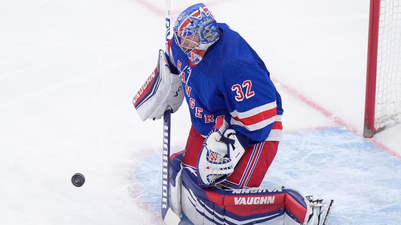 Rangers super backup goalie Jonathan Quick might start against Arizona ...