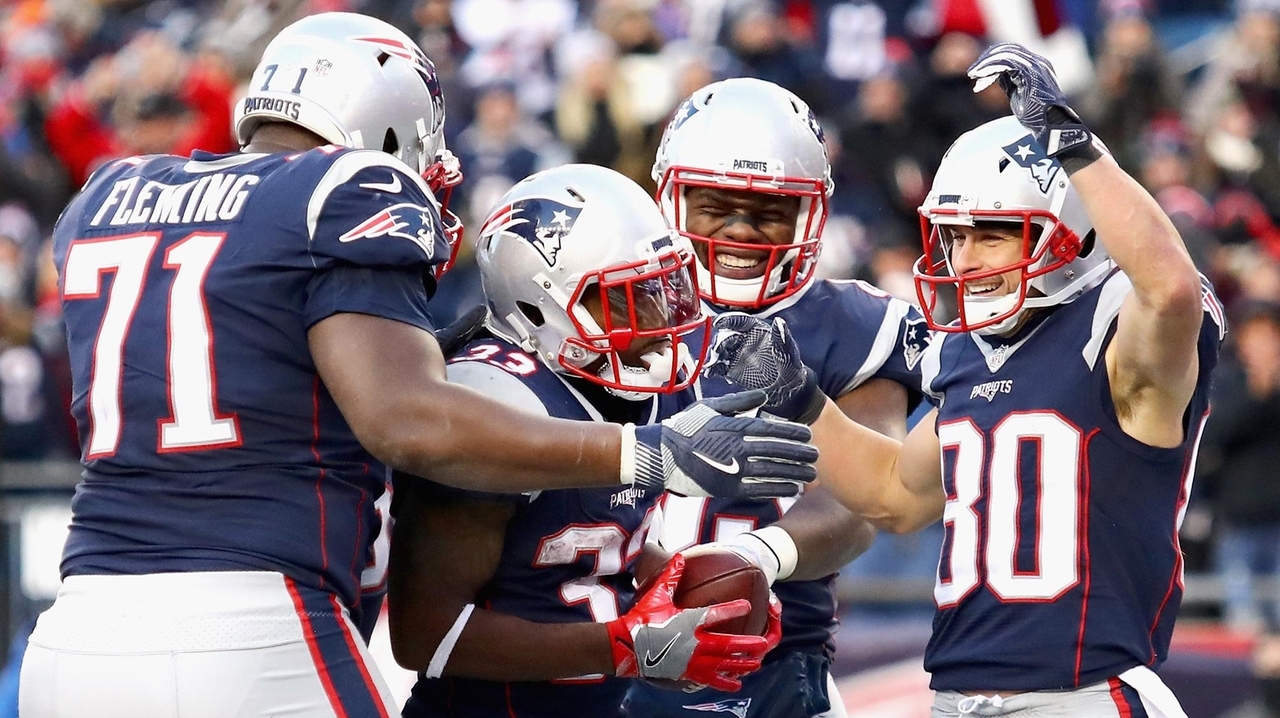 Patriots stay on track for home-field advantage with win over Bills ...