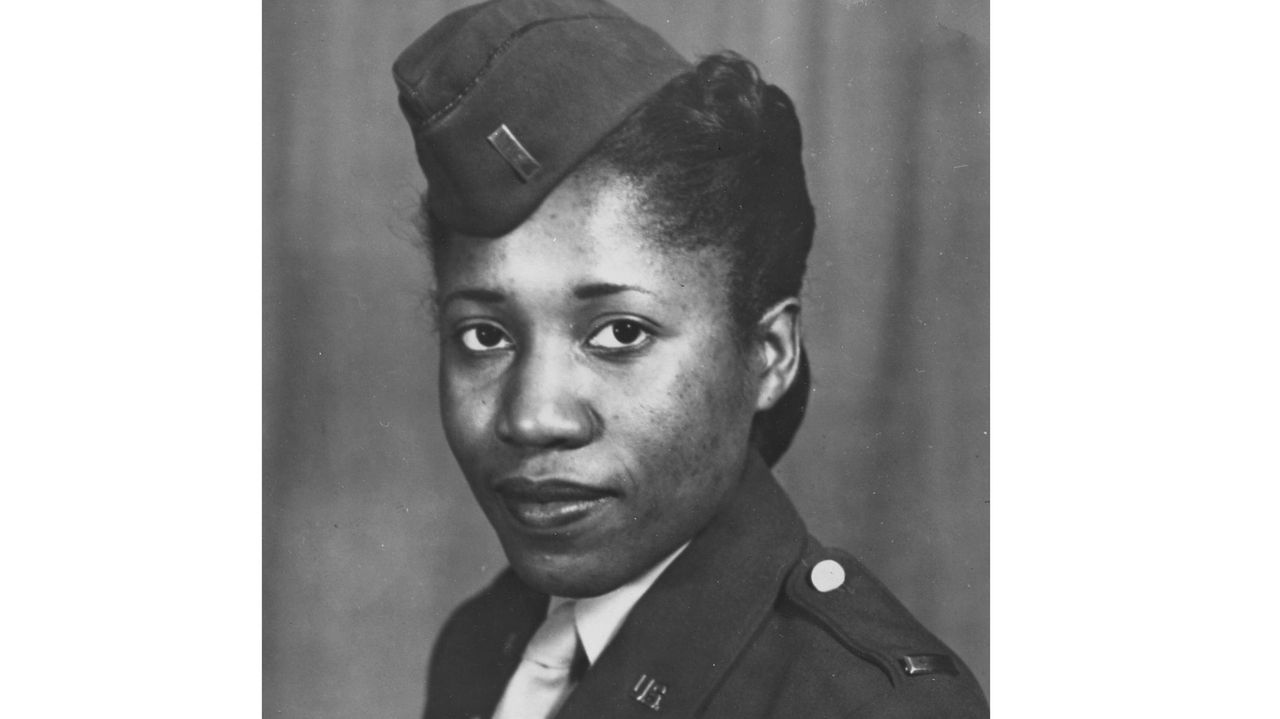 Nancy Leftenant-Colon, who was the first Black woman in Army Nurse ...