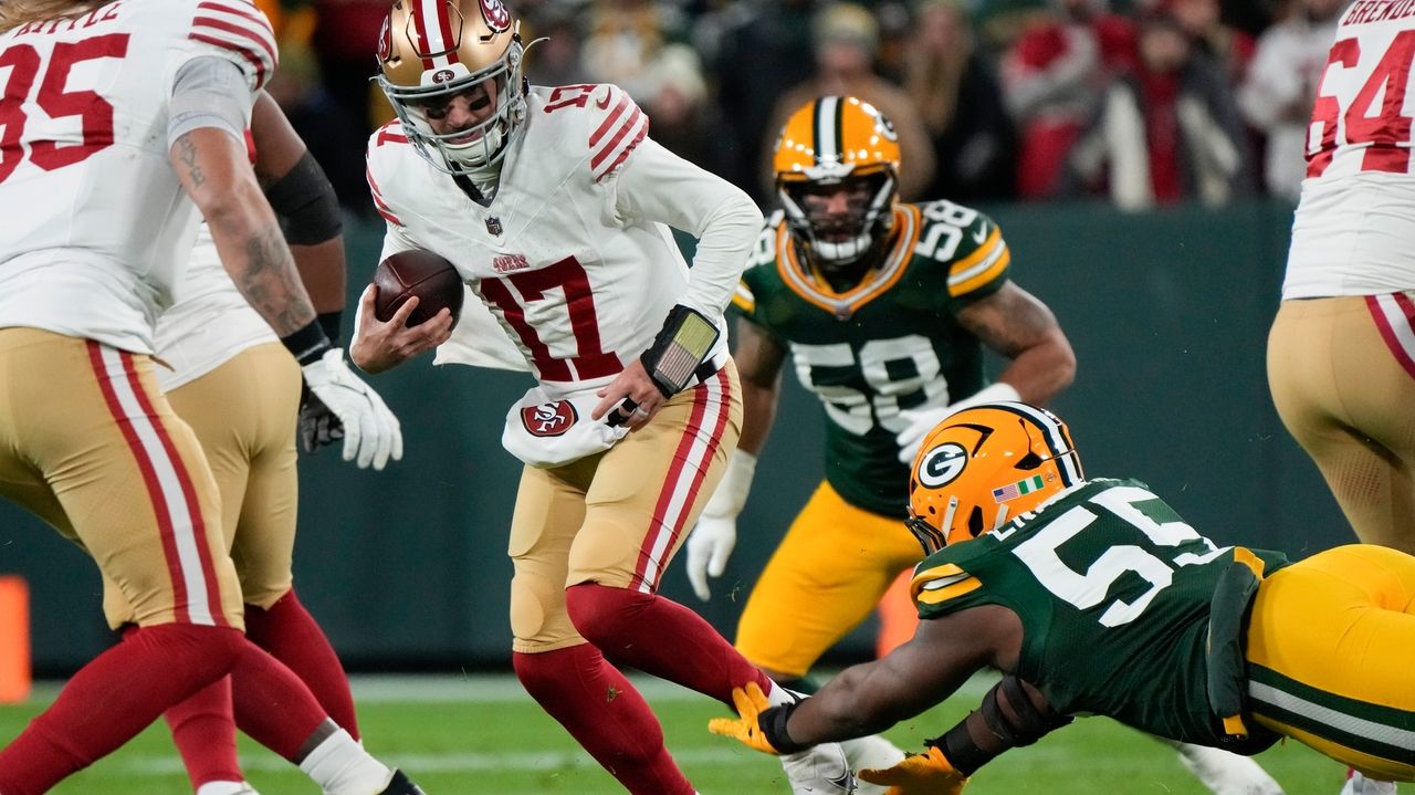 Journeyman QB Brandon Allen gets little help from teammates in 1st ...