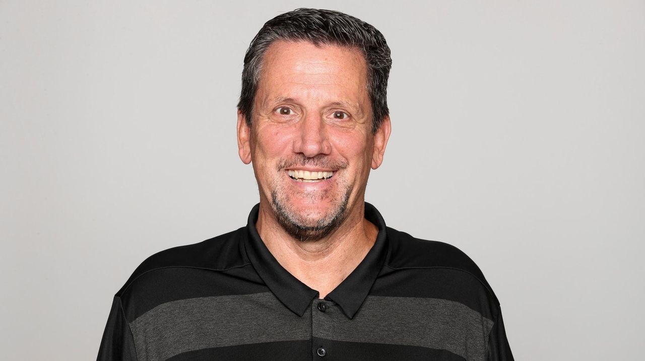 Greg Knapp dies from bicycle accident injuries; Jets assistant coach ...