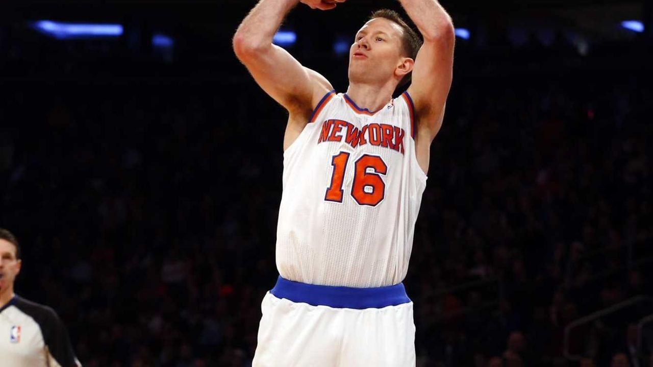 Steve Novak's mission: Threes, threes and more threes - Newsday