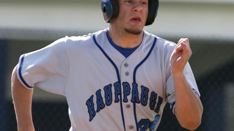 Hauppauge's Biondo still coming to terms with sister's death - Newsday