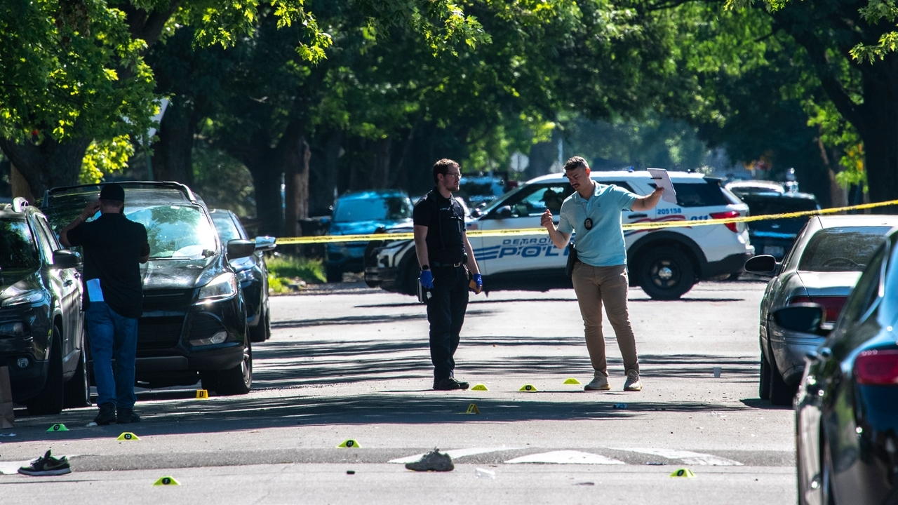 2 dead, more than a dozen others injured in Detroit shooting, Michigan ...