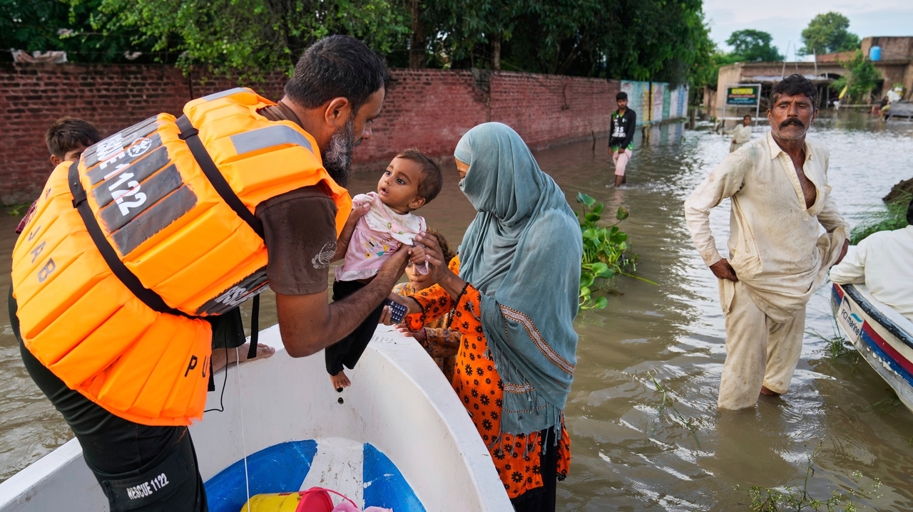 Mass evacuations in eastern Pakistan as India releases water from swollen rivers - Newsday