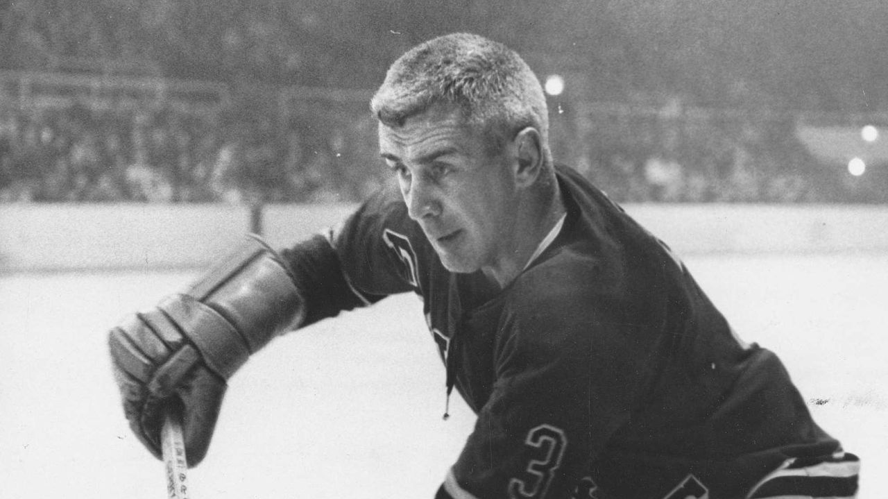 Long Island Ducks hockey icon John Brophy dies at 83 - Newsday