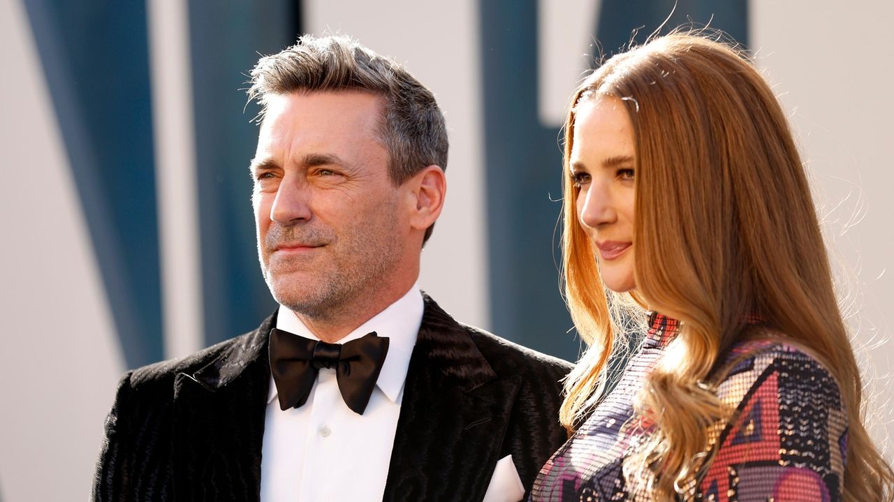 Jon Hamm marries Anna Osceola - Newsday