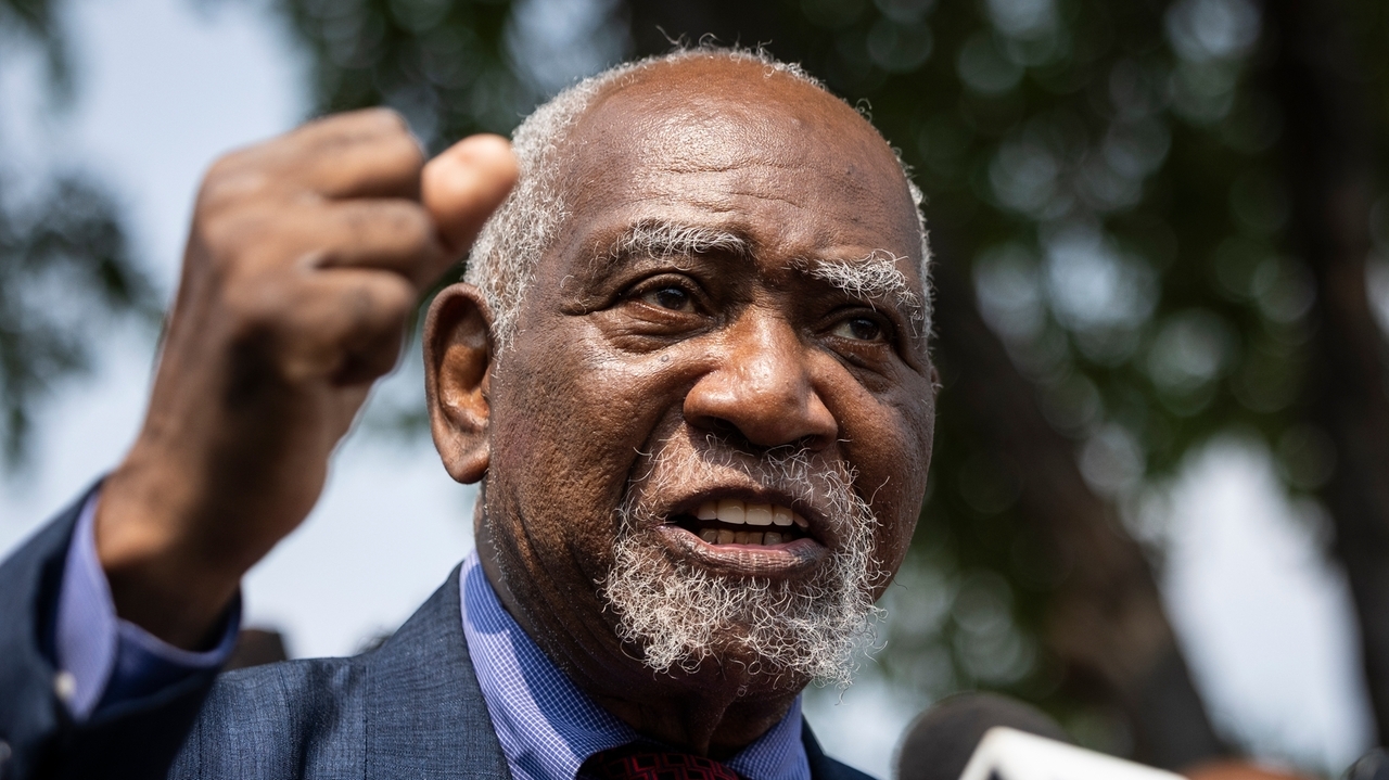 Illinois Democratic Rep. Danny Davis says he won't seek reelection ...